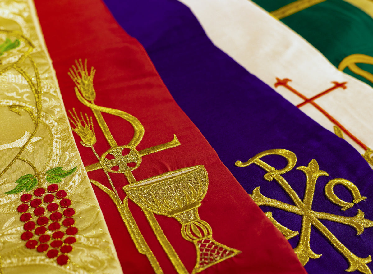 Mozzetta – JOHA VESTMENTS